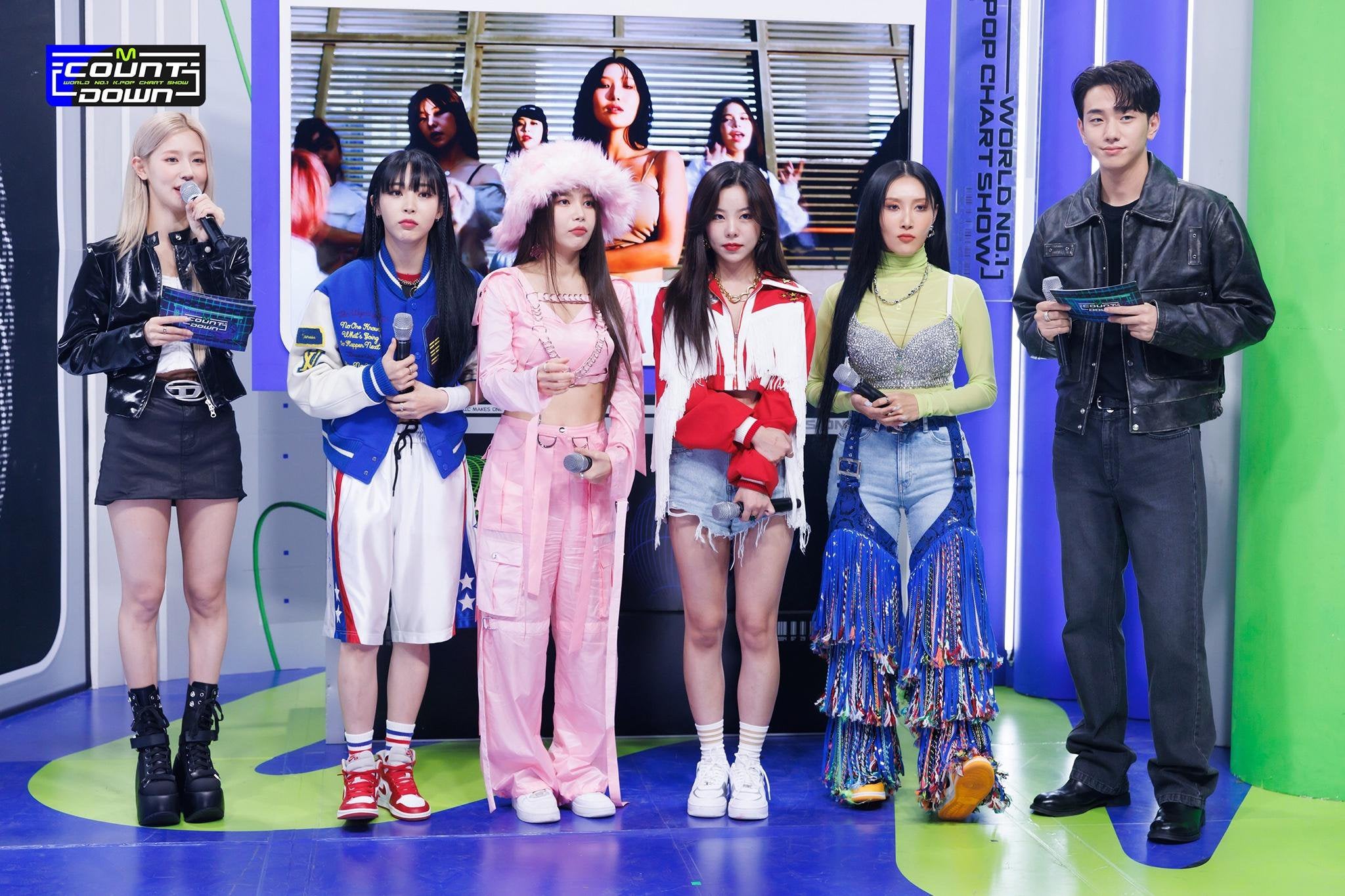 221018 MAMAMOO - イレラ (221013 公演写真) @ Mnet M カウントダウン - WACOCA K-POP