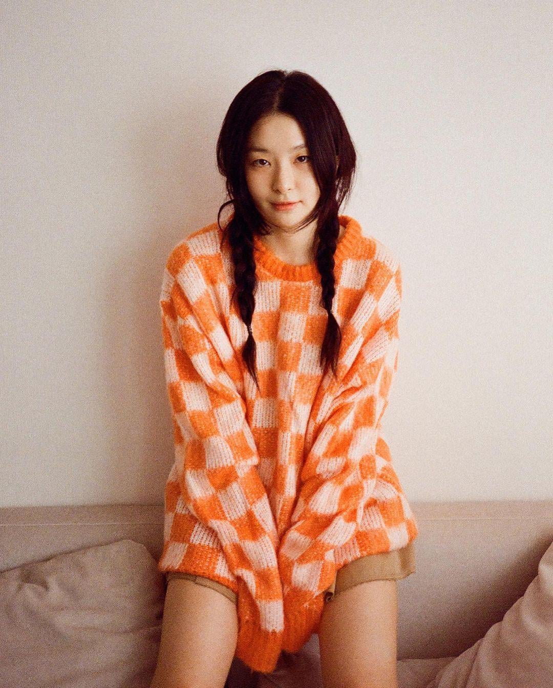 230204 rie_rabbit Instagram Update with SEULGI - WACOCA K-POP