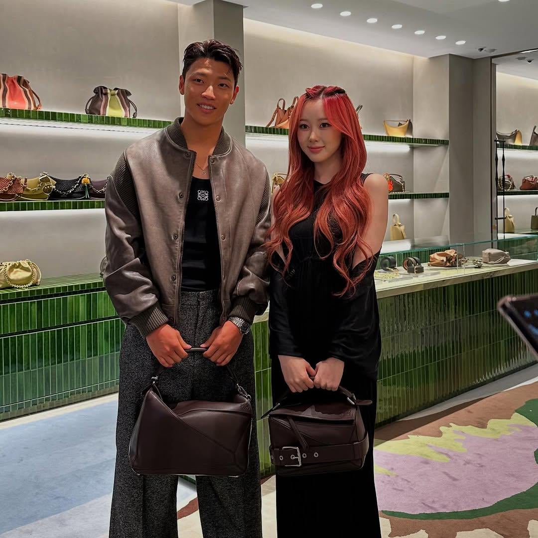 250611 Hwang Hwang Instagram Giselleとの更新 - WACOCA K-POP