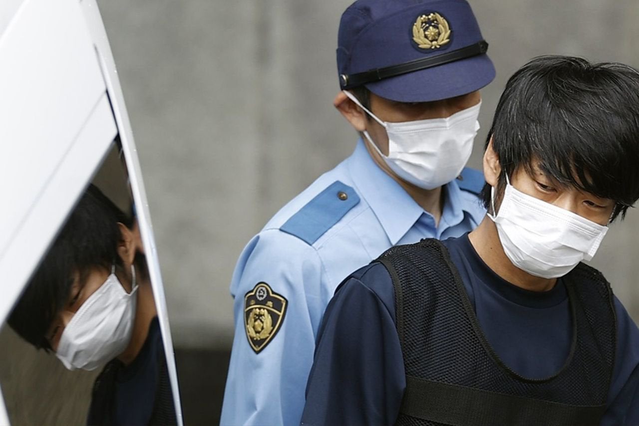 安倍晋三元首相銃撃犯の山上徹也容疑者に「かっこいいと毎日つぶやける」、snsで今も信奉する“山上ガールズ”が殺人を正当化できる理由 ―《徹也は