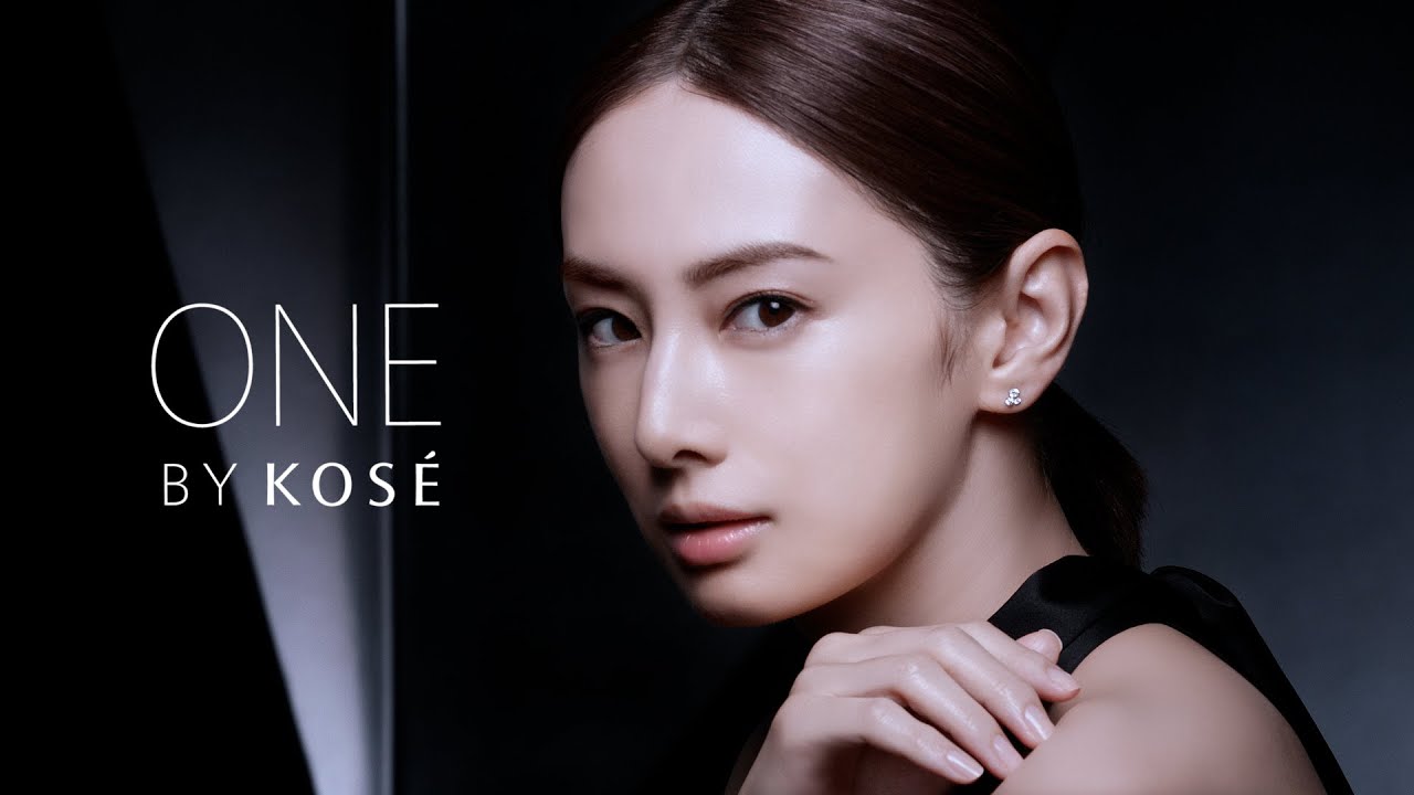 北川景子、圧倒的な肌の透明感で魅了！ 『ONE BY KOSÉ(ワンバイコーセー)』メラノショット W 新CM - WACOCA NEWS