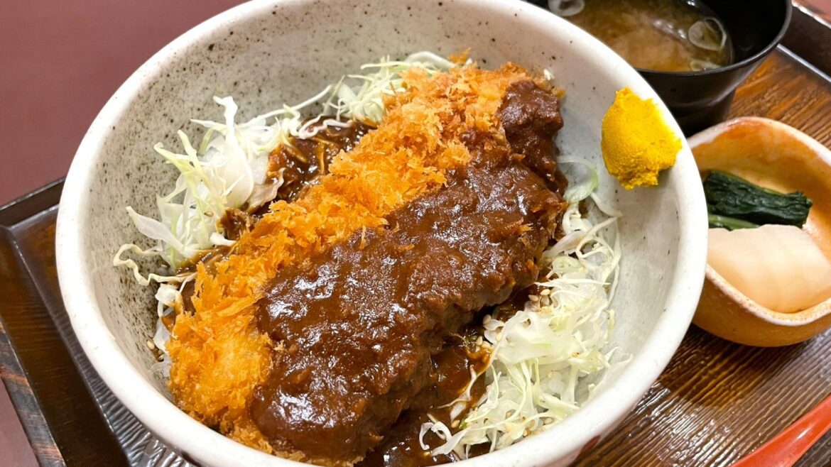 山梨県で出会った素敵な店！手作り感満載の「味噌ソースカツ丼」が絶品だった（旅人間） エキスパート Yahoo ニュース