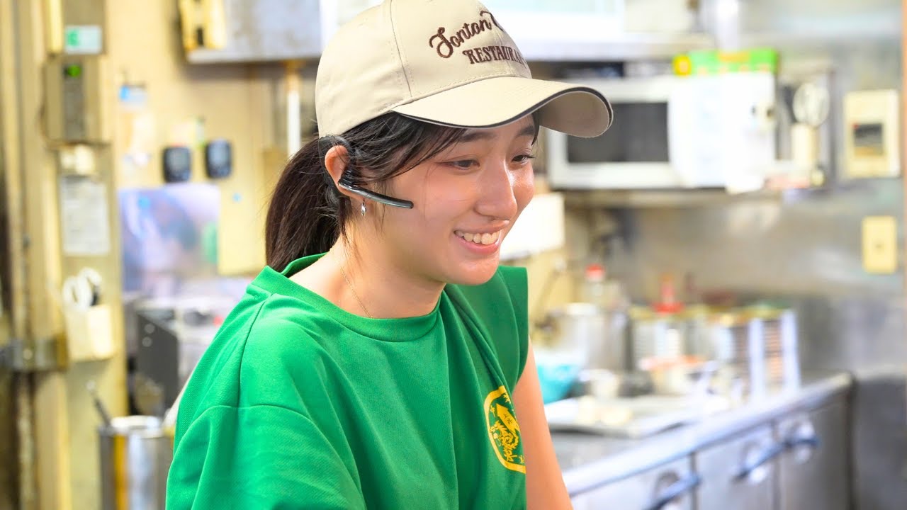 Beautiful Fried Rice Master is back! | Amazing Giant Chinese Food ...