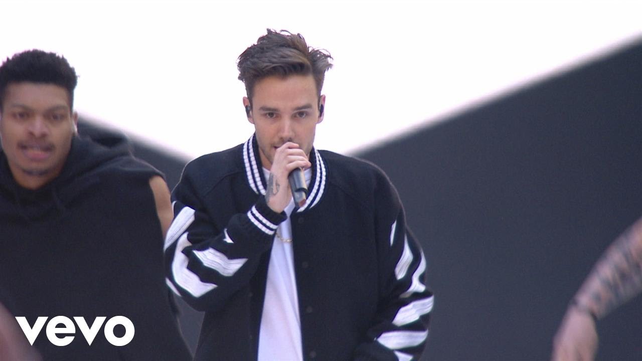 Liam Payne - Strip That Down (Live at Capital Summertime Ball 2017 ...