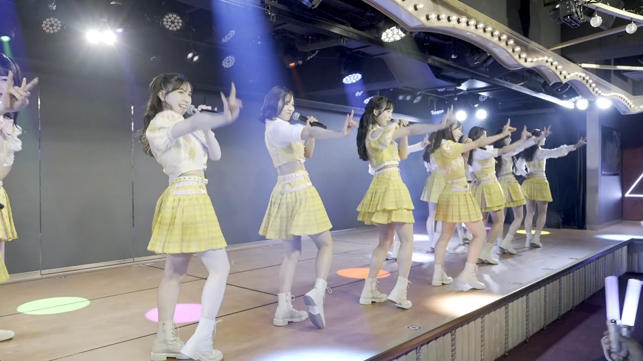 【新公演開幕】 M4「劇場へ ようこそ！」 【AKB48 18th Stage「ここからだ」より】 - WACOCA VIDEOS