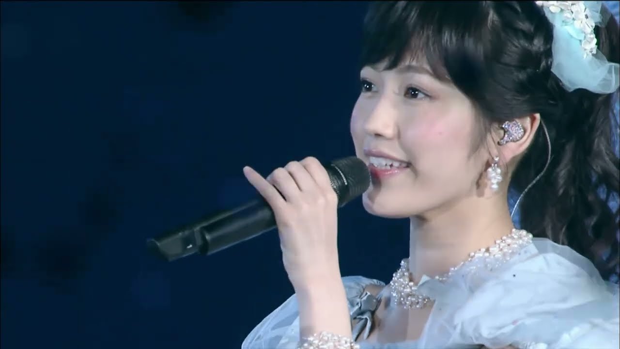 AKB48 青空のそばにいて (Aozora no soba ni ite) 柏木由紀 Yukirin 渡辺麻友 Mayuyu ~AKB48グループ東京ドームコンサート～ - WACOCA ...